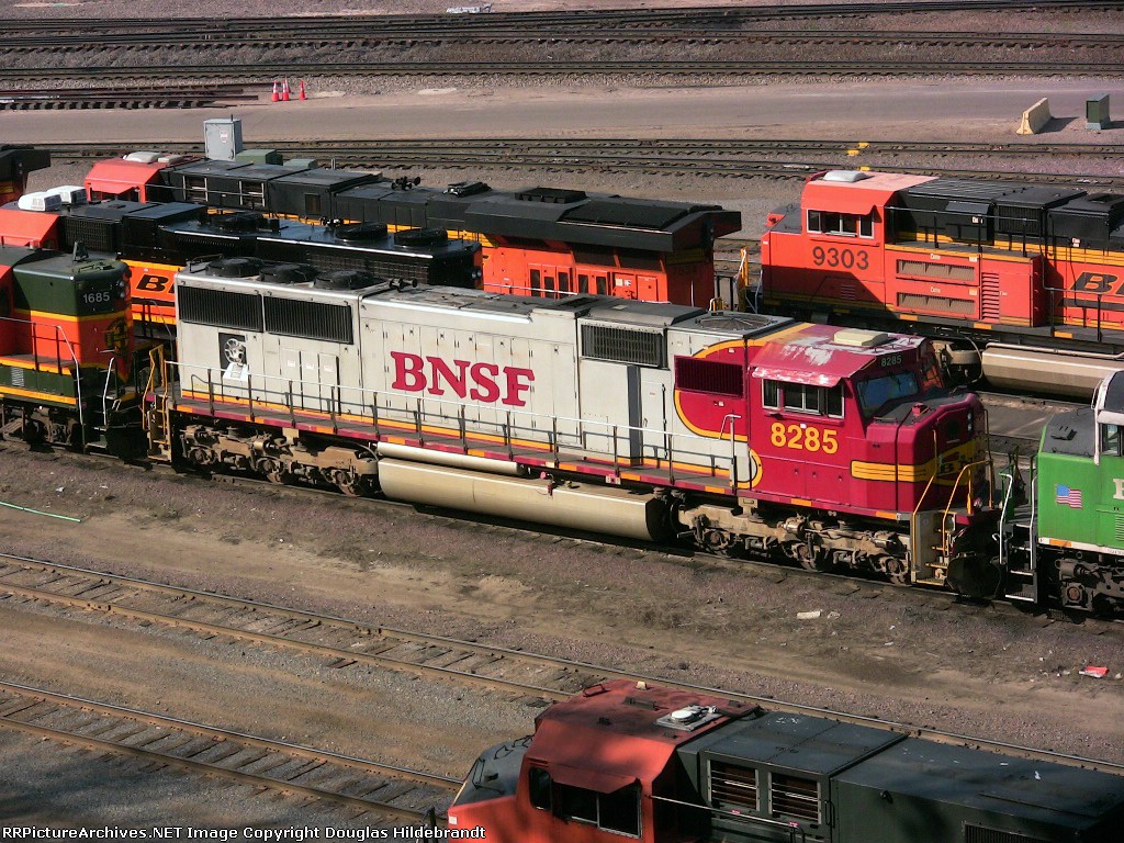 BNSF 8285